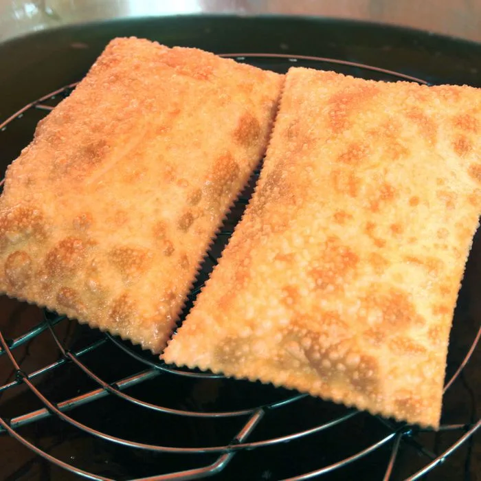 Receita de Pastel: Massa Sequinha e Crocante - Blog Receita Certa