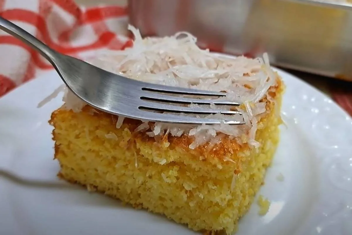 Bolo de Milho com Coco sem Glúten - Blog Receita Certa