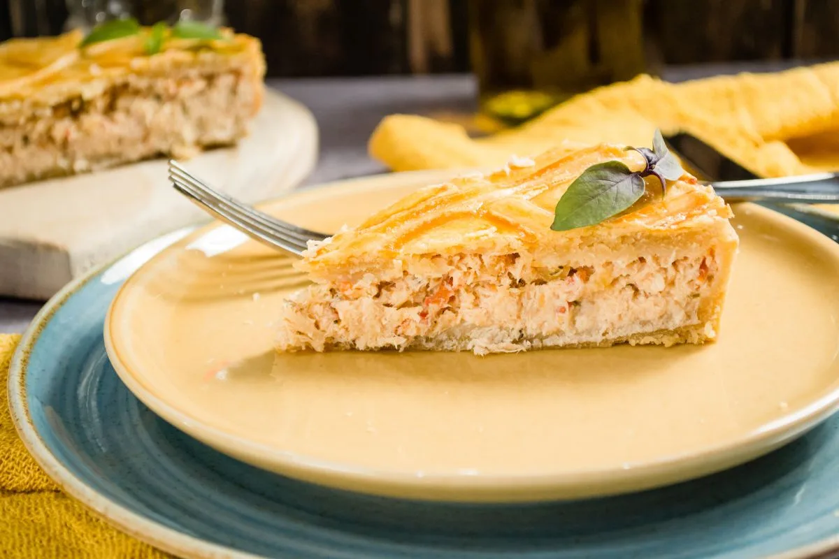 Receita de Torta de Frango: Deliciosa e Fácil de Fazer - Blog Receita Certa
