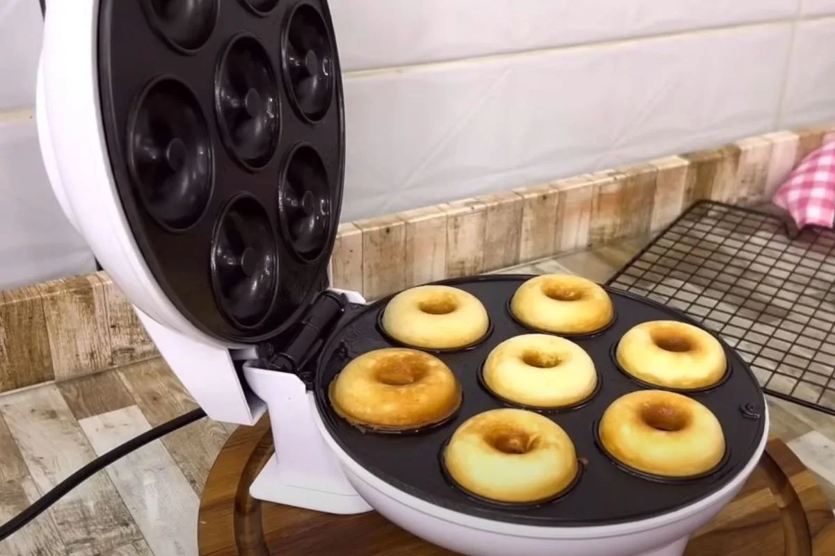 Receita Mini Cake Donuts - Massa para você assar na máquina