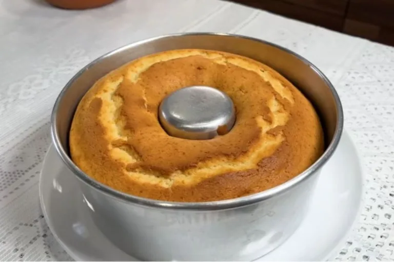 Receita de Bolo Fofo Simples com Apenas 1 Ovo