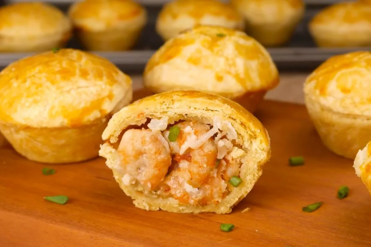 Como Fazer Empada de Camarão Simples e Deliciosa
