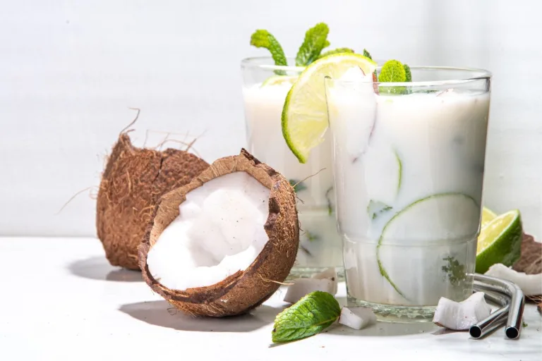 Limonada de coco: bebida clássica colombiana para o seu verão