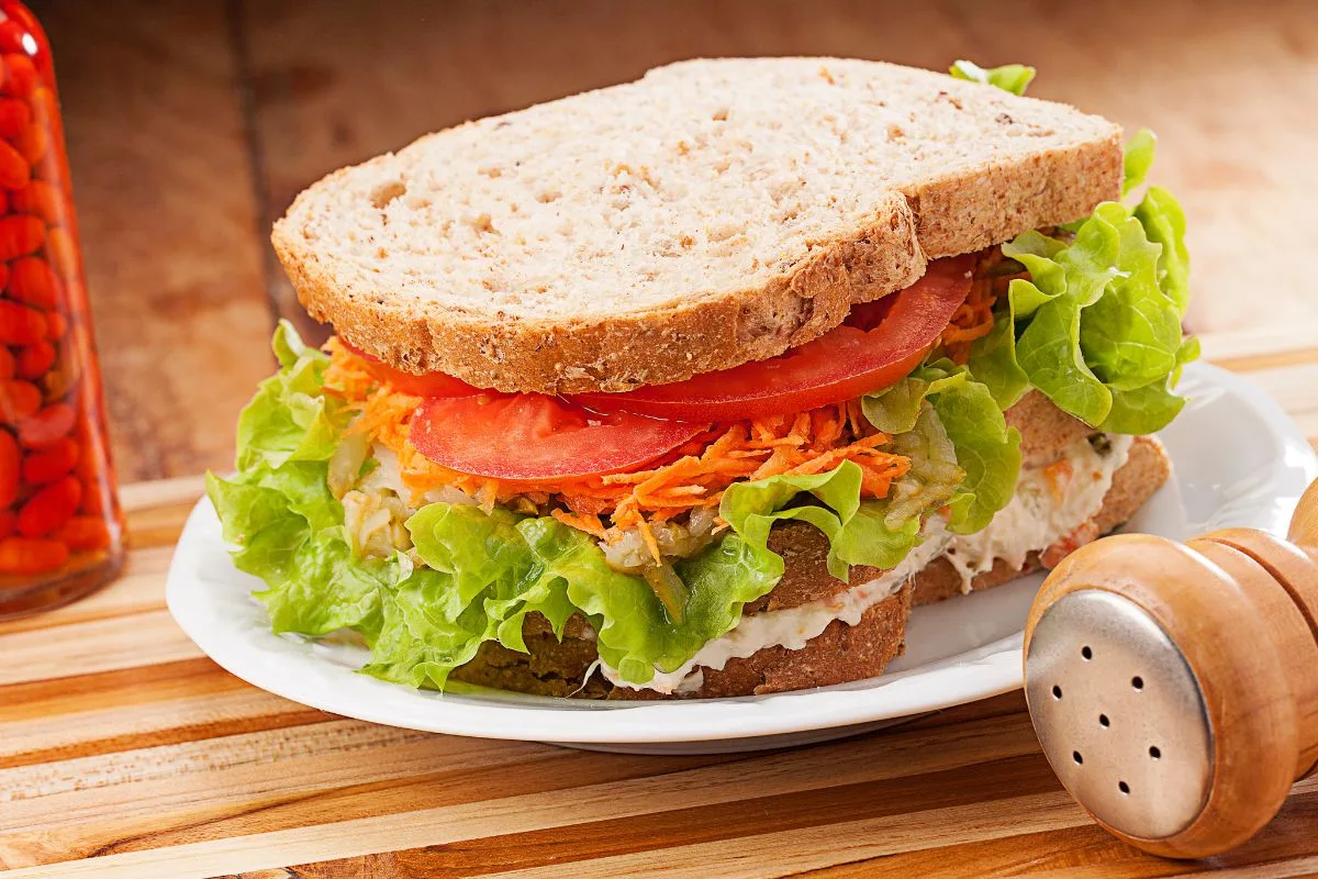 Lanche natural fácil, saudável e refrescante para o verão