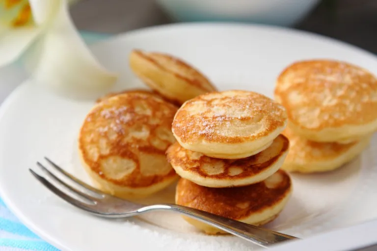 Bolinho Tareco: Receita Tradicional e Simples de Fazer - Blog Receita Certa